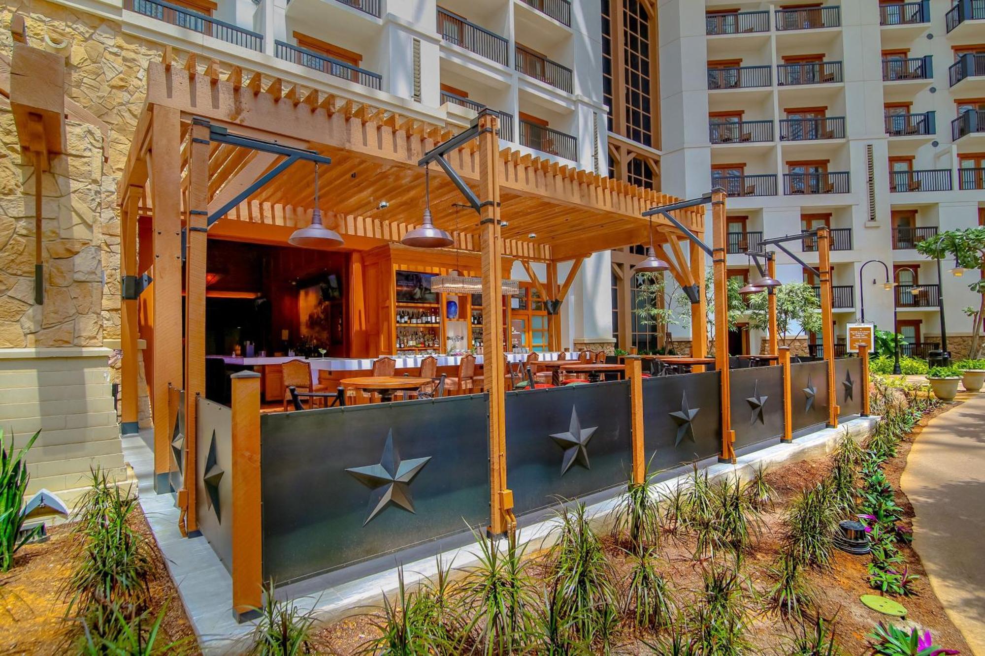 GAYLORD TEXAN RESORT & CONVENTION CENTER GRAPEVINE | GREAT PRICES, BOOK ...