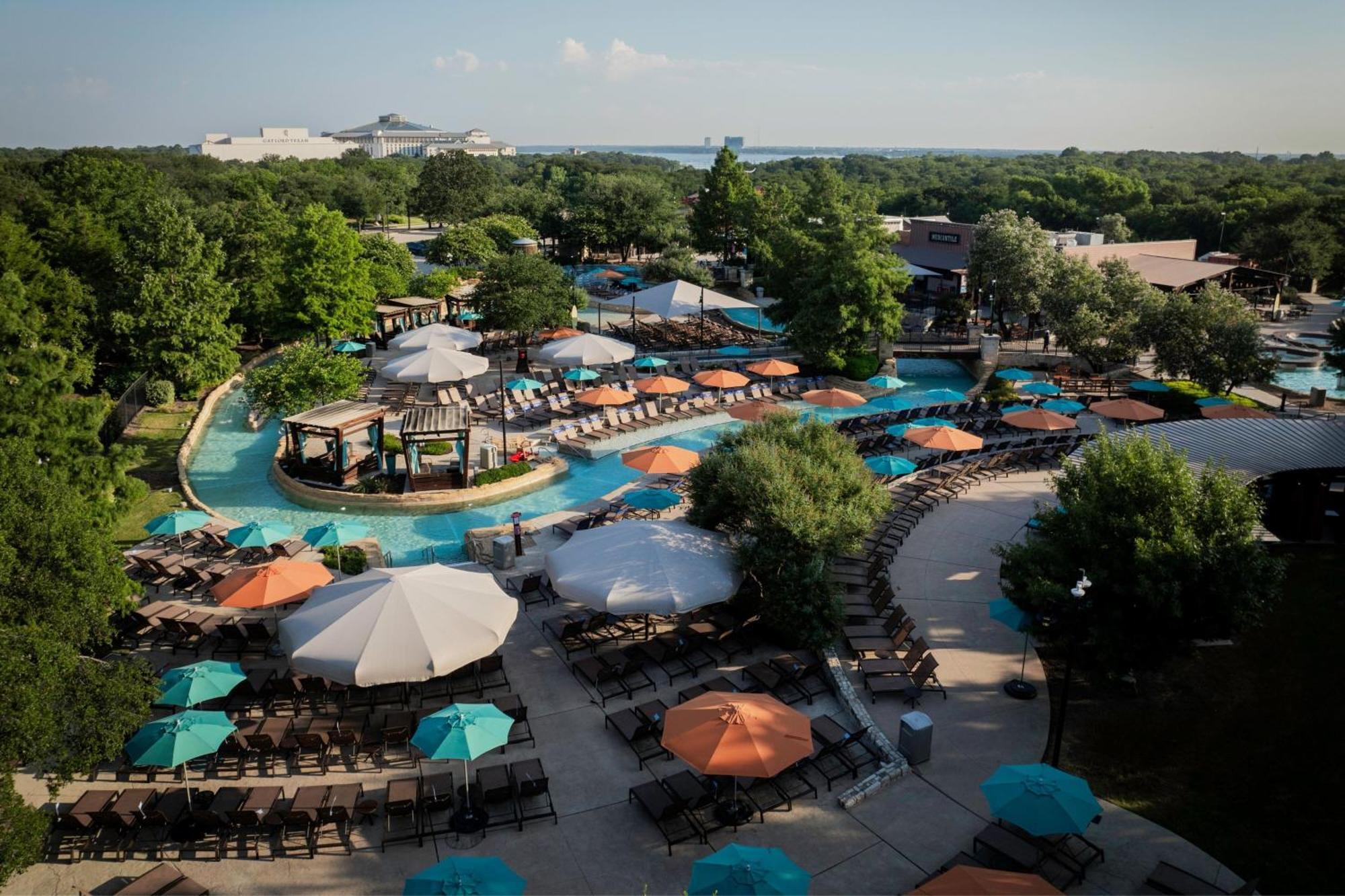 GAYLORD TEXAN RESORT & CONVENTION CENTER GRAPEVINE | GREAT PRICES, BOOK ...