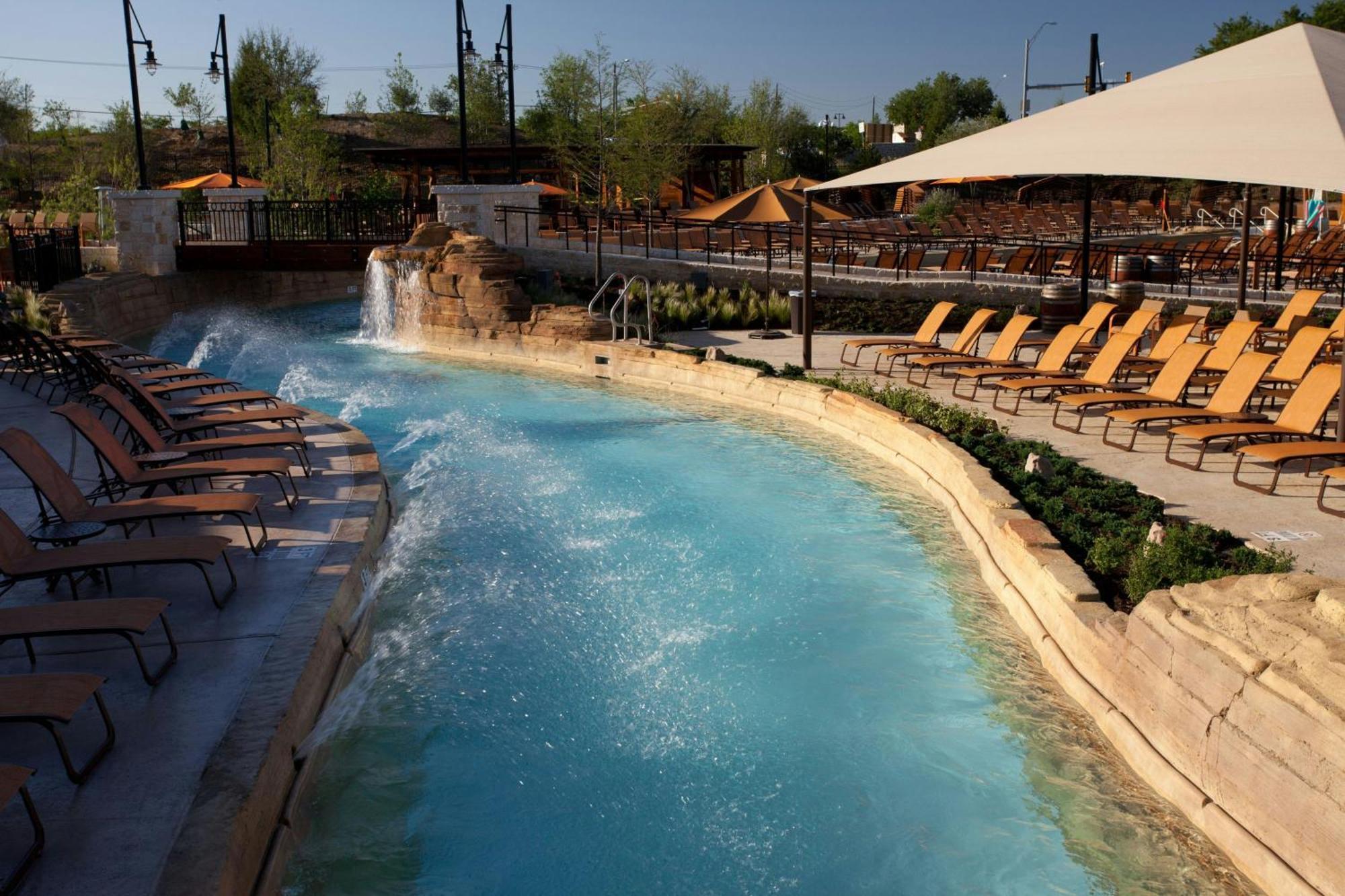 GAYLORD TEXAN RESORT & CONVENTION CENTER GRAPEVINE | GREAT PRICES, BOOK ...