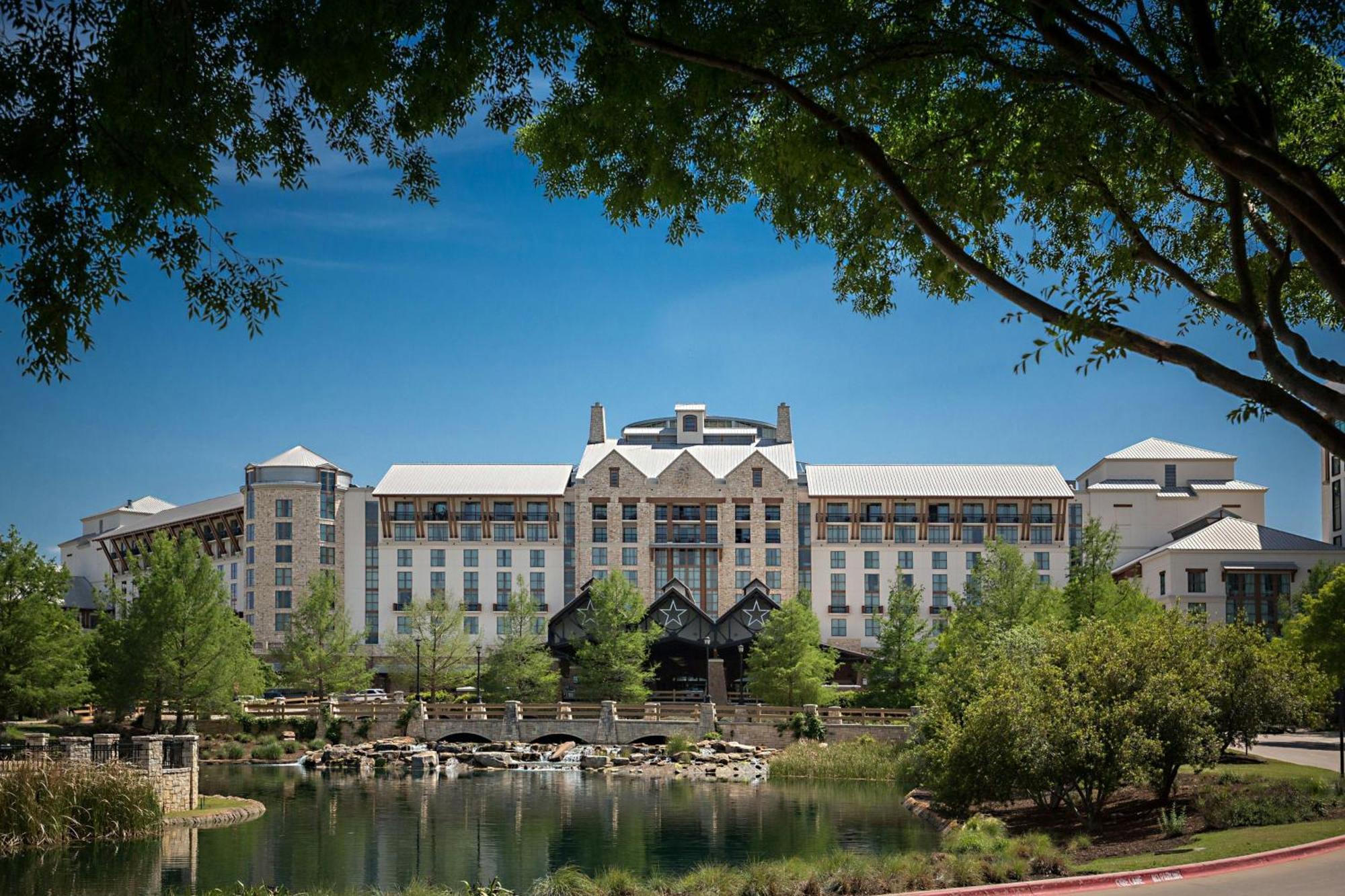 GAYLORD TEXAN RESORT & CONVENTION CENTER GRAPEVINE | GREAT PRICES, BOOK ...