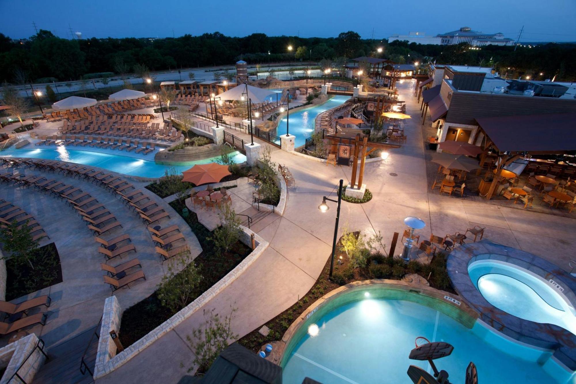 GAYLORD TEXAN RESORT & CONVENTION CENTER GRAPEVINE | GREAT PRICES, BOOK ...